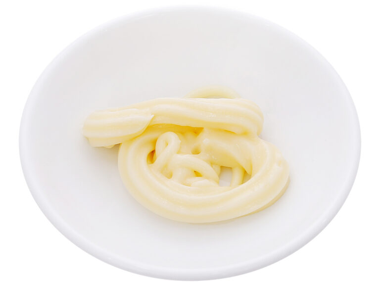 Sốt mayonnaise Aji-mayo Ajinomoto chai 260g
